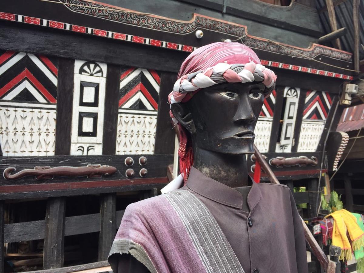 Mengenal Tari Sigale-Gale