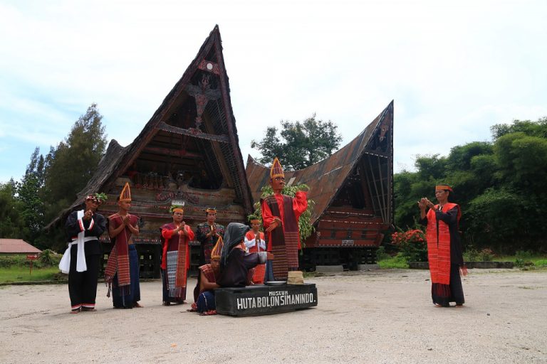 Mengenal Suku Batak Toba