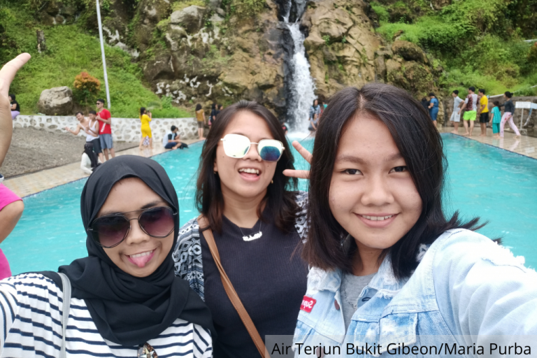 Pesona Wisata Air Terjun Bukit Gibeon