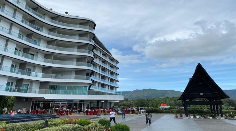Labersa Toba Hotel, Tempat Wisata Staycation Terbaik Pertama di Balige ...