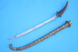 10 Senjata Tradisional khas Sumatera Utara, Berlumur Racun hingga ...